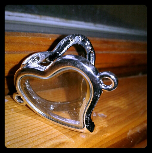 Jewelry | 4 For 15floating Heart See Through Locket Nwt | Poshmark